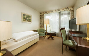 Maritim Hotel Bad Salzuflen (Parkstraße No:53, Bad Salzuflen), otel  Bad Salzuflen'den