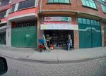 Sarzuri Hardware Store (Department of La Paz, Provincia Murillo, El Alto, Cordillera de los Andes, 3075), yapı mağazası  El Alto'dan