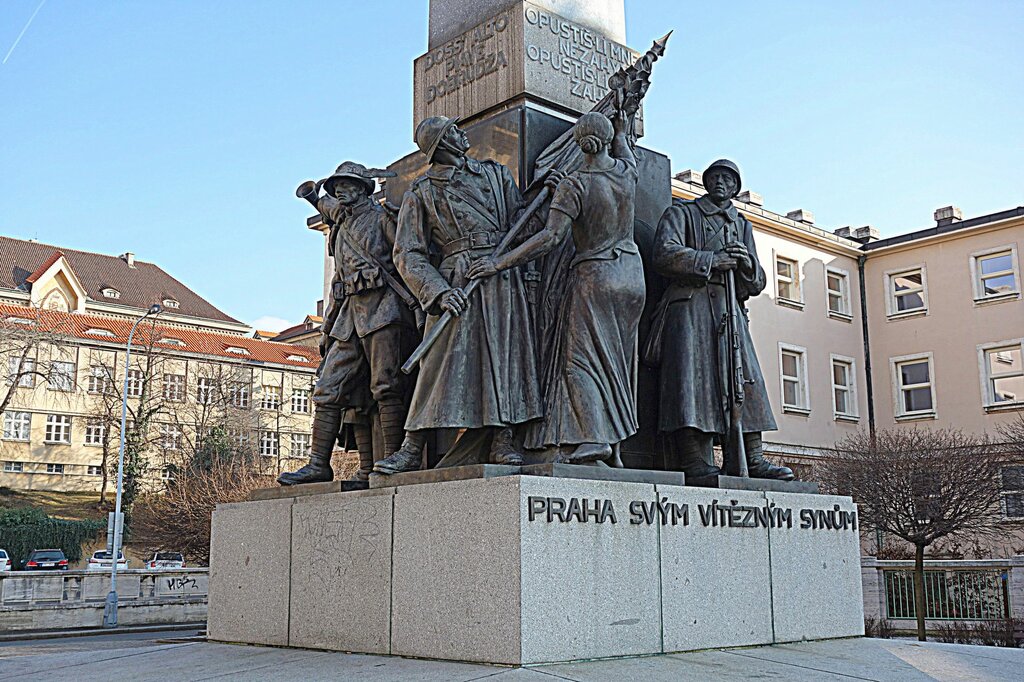 Park, sokak heykeli Praha svým vítězným synům, Prag, foto