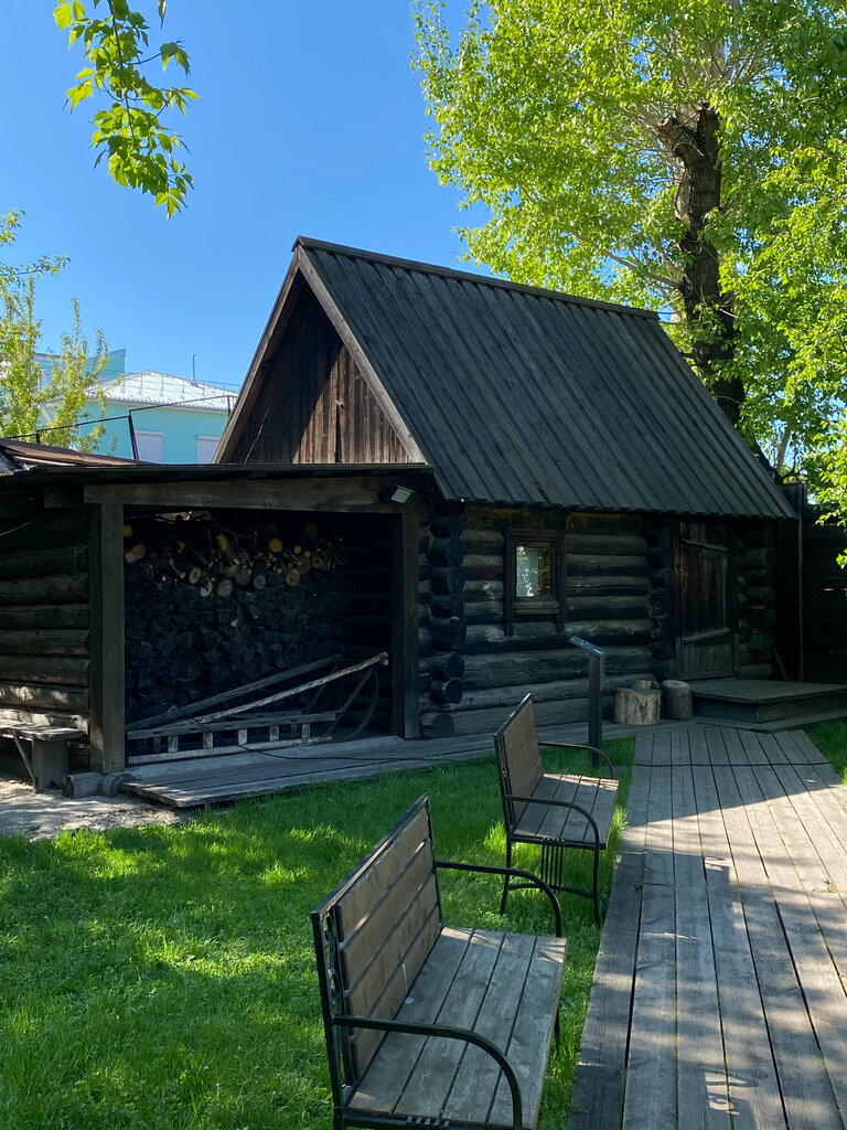 Turistik yerler Баня усадьбы В.И. Сурикова, Krasnoyarsk, foto