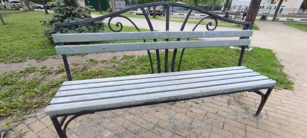 Bank Bench, Stariy Oskol, foto