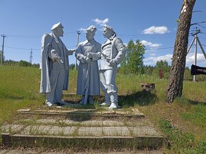 Ленин с солдатом и матросом (Moscow Region, 46K-5005), anıt, heykel  Moskova ve Moskovskaya oblastından
