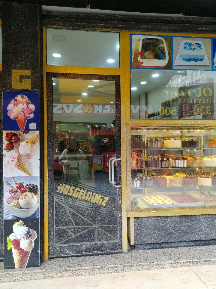 Pasta, şekerleme ve tatlı Gülen Pastanesi, İstanbul, foto