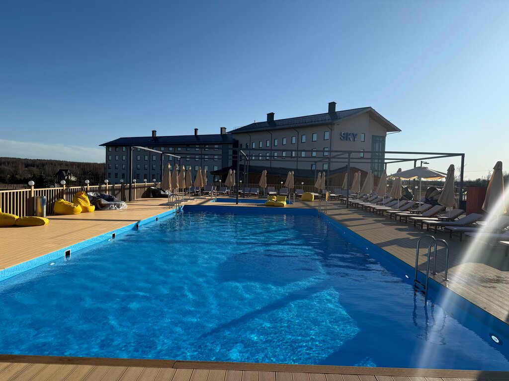 Yüzme havuzları Бассейн, Yaroslavskaya oblastı, foto