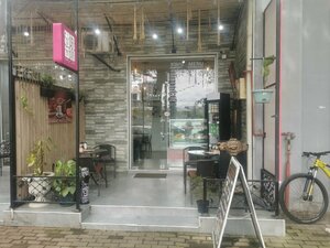 Papuki Cafe (Niko Pirosmani Street No:6, Batumi), kahve dükkanları  Batum'dan