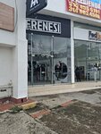 Frenesi (Valle del Cauca, Municipio de Santiago de Cali, Calle 13, 65C-30), spor giyim ve ayakkabı  Cali'den