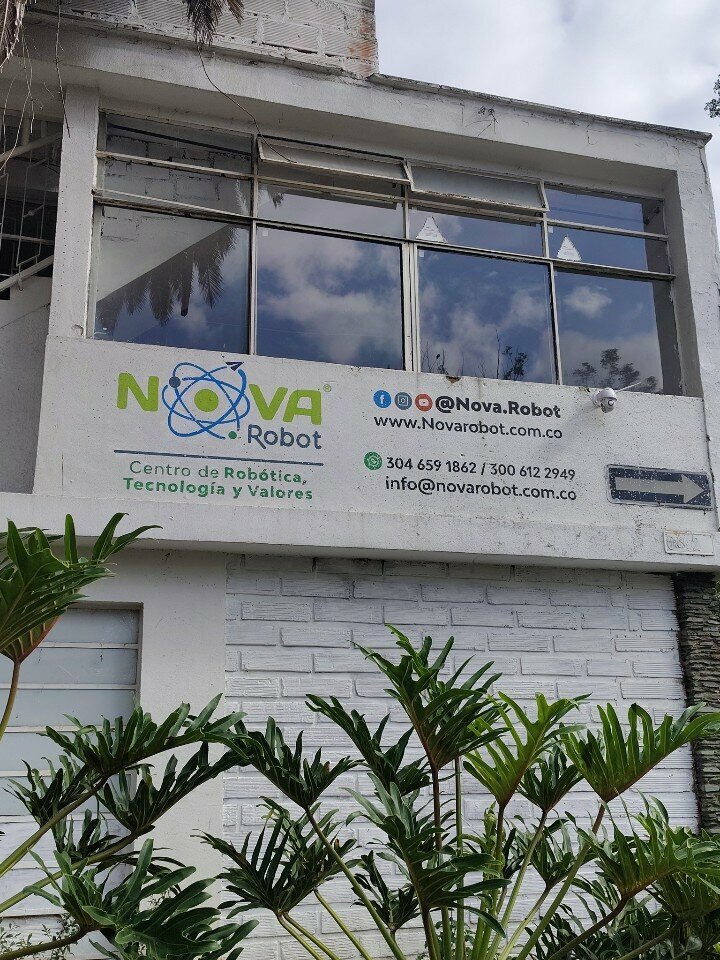 Biyoteknoloji Nova Robot, Medellin, foto
