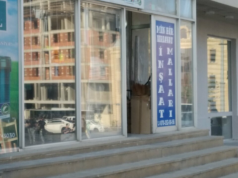 Kamu hizmet şirketi Ağdağ inşaat, Bakü, foto