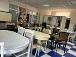 Мебель (Shkolny pereulok No:40), mobilya mağazaları  Blagodarny'den