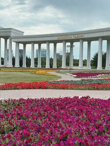 Astana Botanik Bahçesi (Astana, Astana Botanical Garden), kültür ve eğlence parkları  Astana'dan