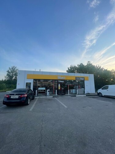 Benzin istasyonu Shell, Suvorov, foto