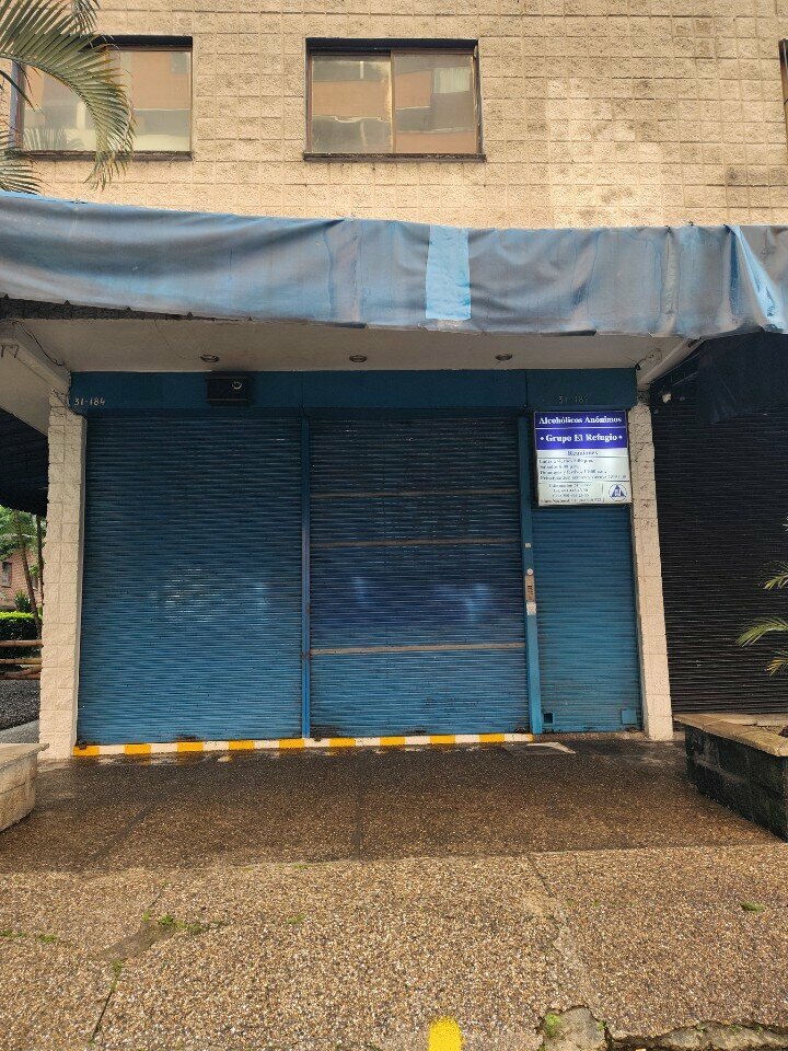 Dispanserler Alcoholics Anonymous El Refugio, Medellin, foto