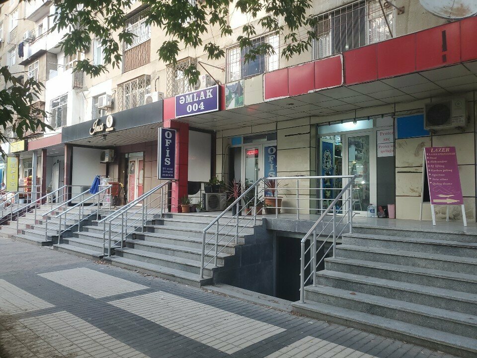 Emlak ofisi Ev Alqı-Satqısı, Bakü, foto