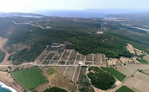 Doktorlar-2 Bahçeleri (İzmir, Seferihisar, Düzce Mah.), bahçe  Seferihisar'dan