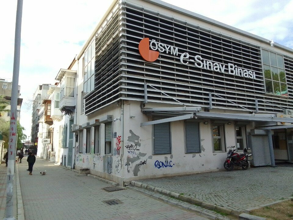 Sergi salonları, galeriler Galeri A, İzmir, foto