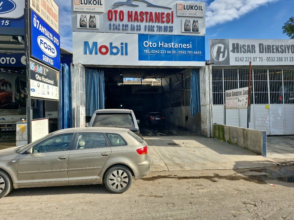 Otomobil servisi Oto Hastanesi, Antalya, foto