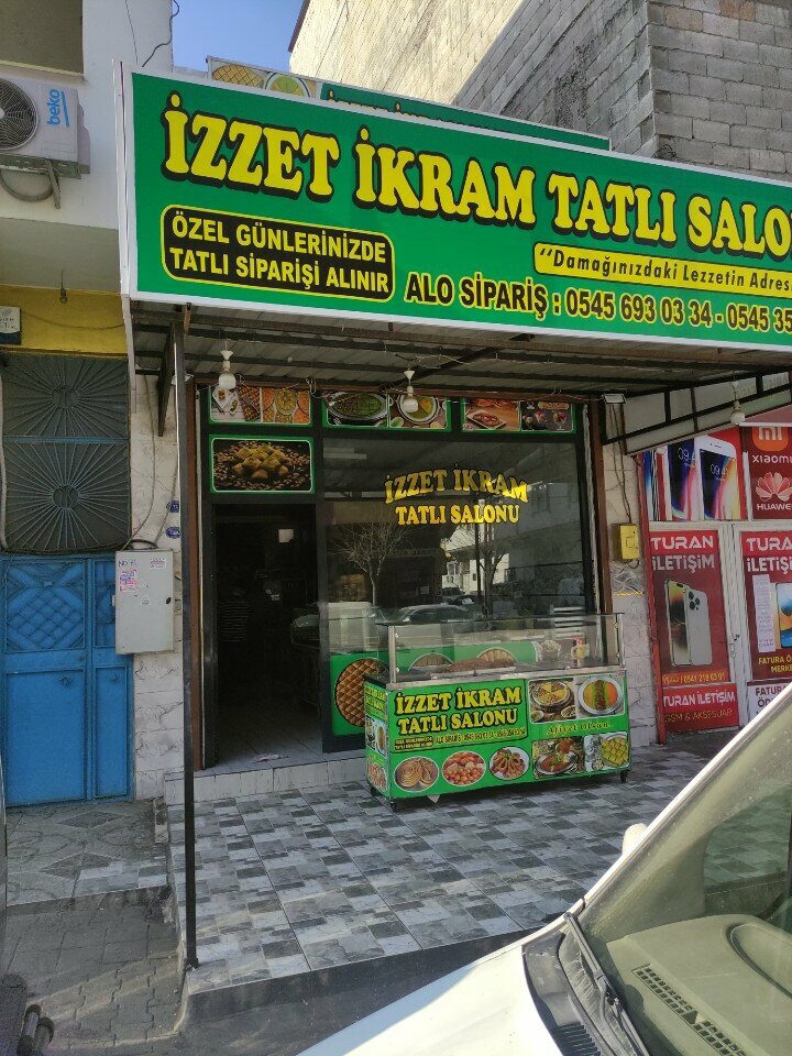 Pasta, şekerleme ve tatlı İzzet İkram Tatlı Salonu, Gaziantep, foto