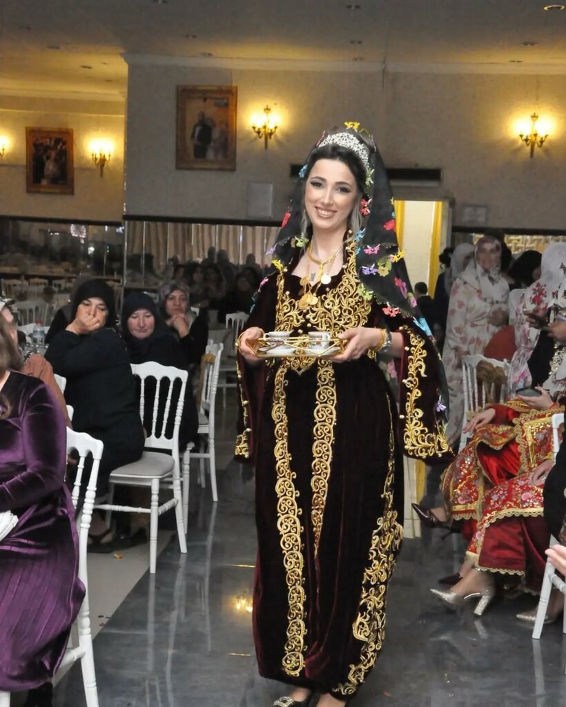 Moda evleri Seda Moda Tasarım Evi, Kütahya, foto