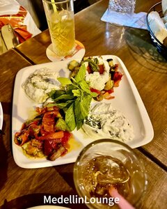 Medellin Lounge (İzmir, Çeşme, 16 Eylül Mah., 3264. Sok., 8/1A), restoran  Çeşme'den