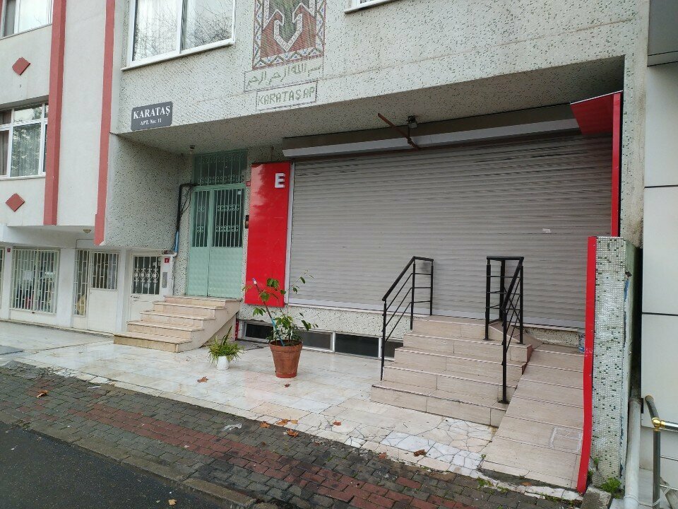 Eczaneler Yeni İstanbul Eczanesi, İstanbul, foto