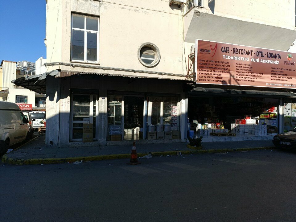 Züccaciye mağazaları Ünallar Züccaciye, İzmir, foto