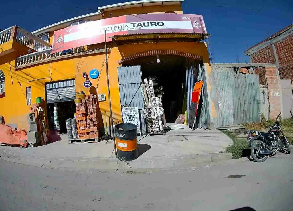 Yapı mağazası Tauro Hardware Store, La Paz, foto