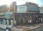 Clothing Store (Santa Cruz de la Sierra, Distrito Municipal 7, Subdistrito 86, Calle 6 Este, 2), giyim mağazası  Bolivya'dan