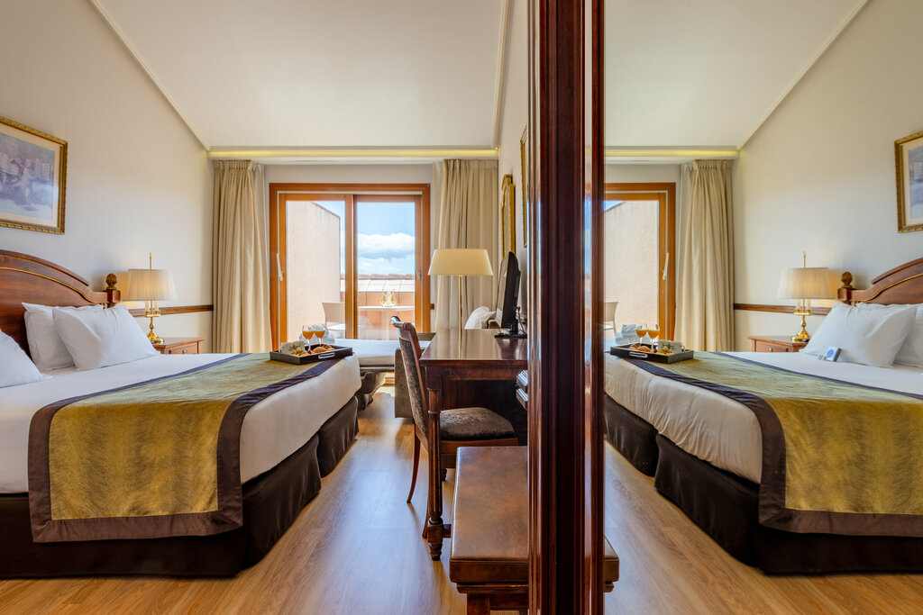 Otel Exe Reina Isabel, Avila, foto