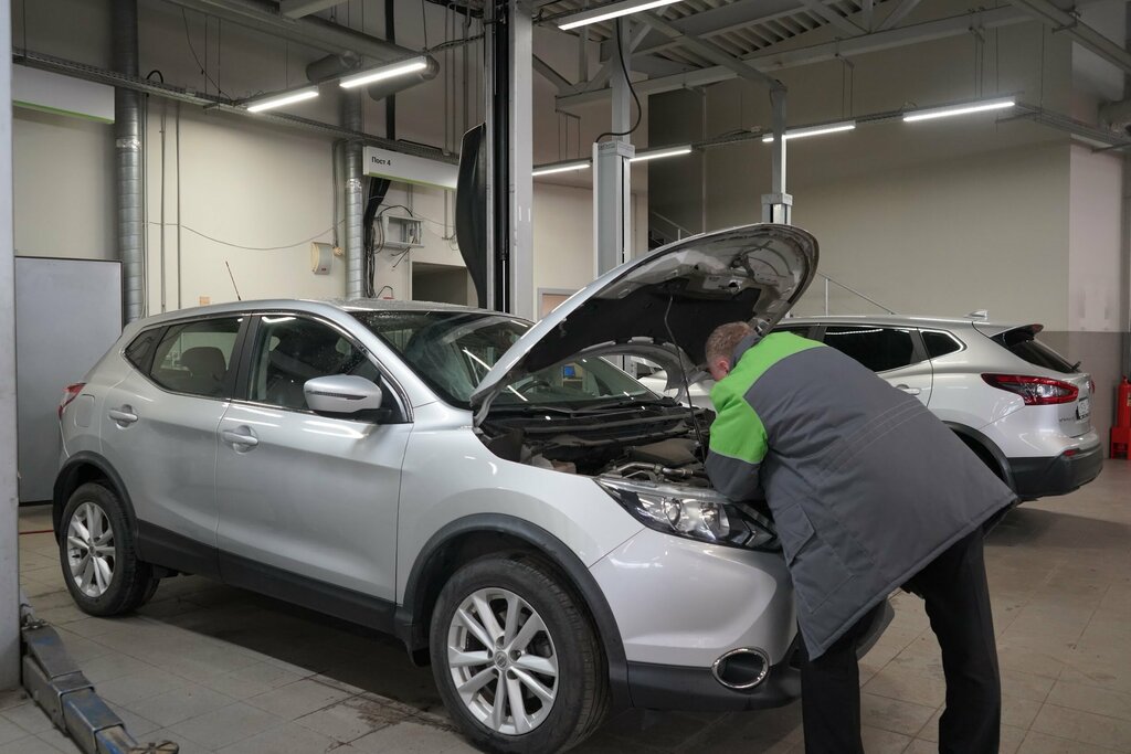 Express yağ değişim noktası LECAR Service, Saint‑Petersburg, foto