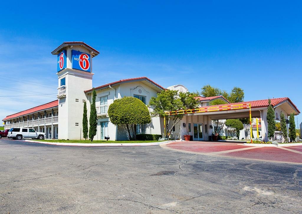 Otel Motel 6 Kirkland, Kirkland, foto