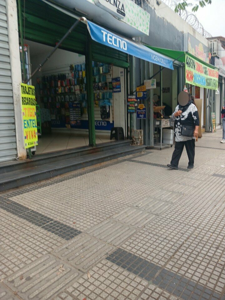 Cep telefonu ve aksesuarları satış mağazaları Tecno Noemicell, Santa‑Krus, foto