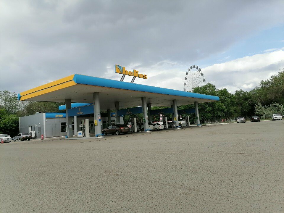 Benzin istasyonu Helios, Aktöbe, foto