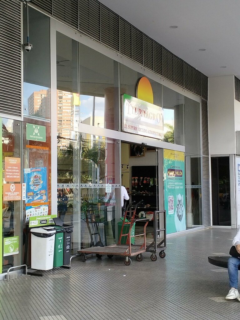 Alışveriş merkezleri Tierragro parque comercial, , foto