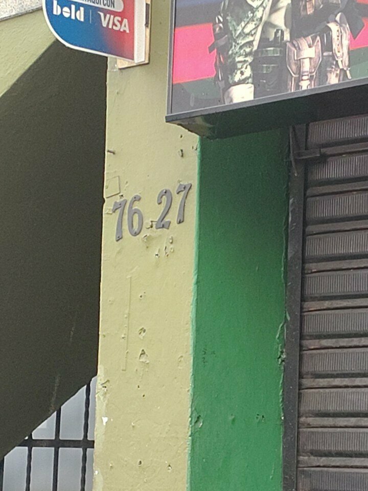 Askeri malzemeler Almacén Militar, Medellin, foto