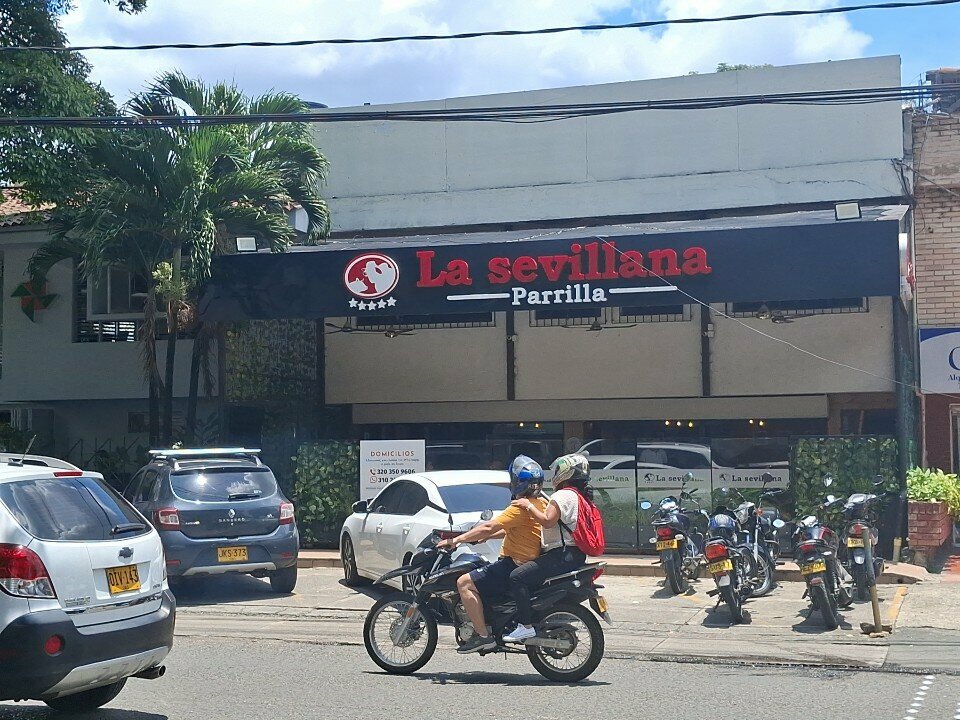 Restoran La Sevillana Parrilla Roosevelt, Cali, foto