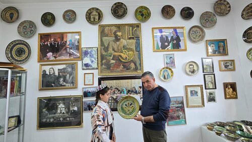 Müzeler ve sanat galerileri Gijduvan Ceramics Museum, , foto