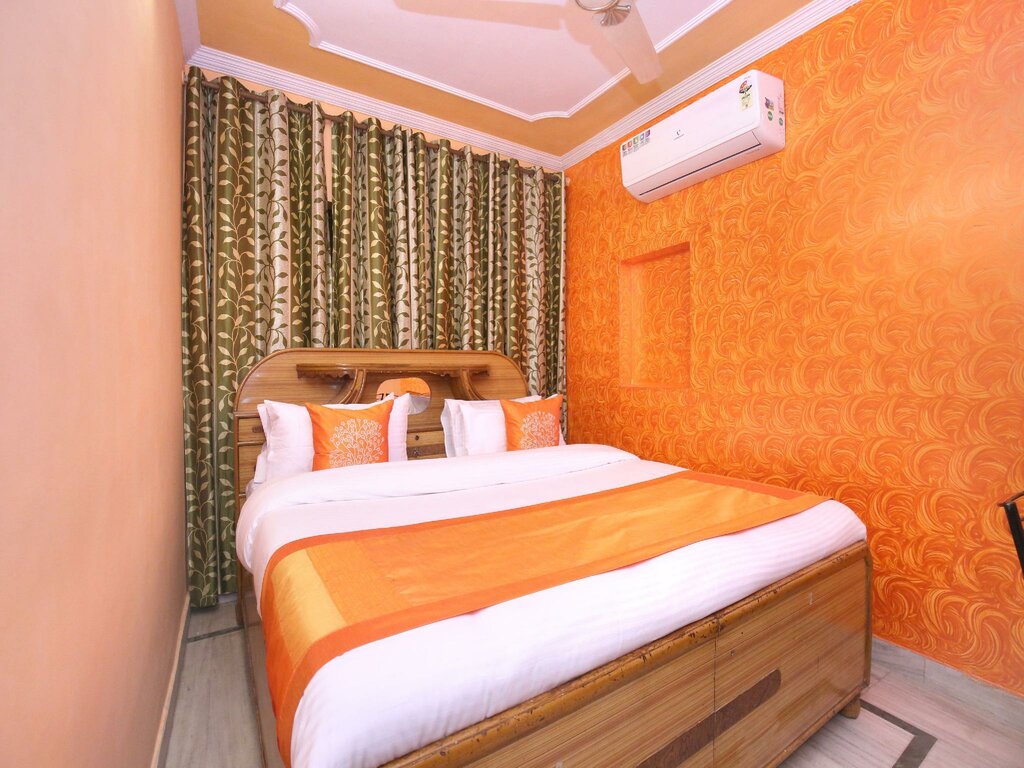 Otel Oyo 10384 Hotel Rajesh Palace, Çhandigarh, foto