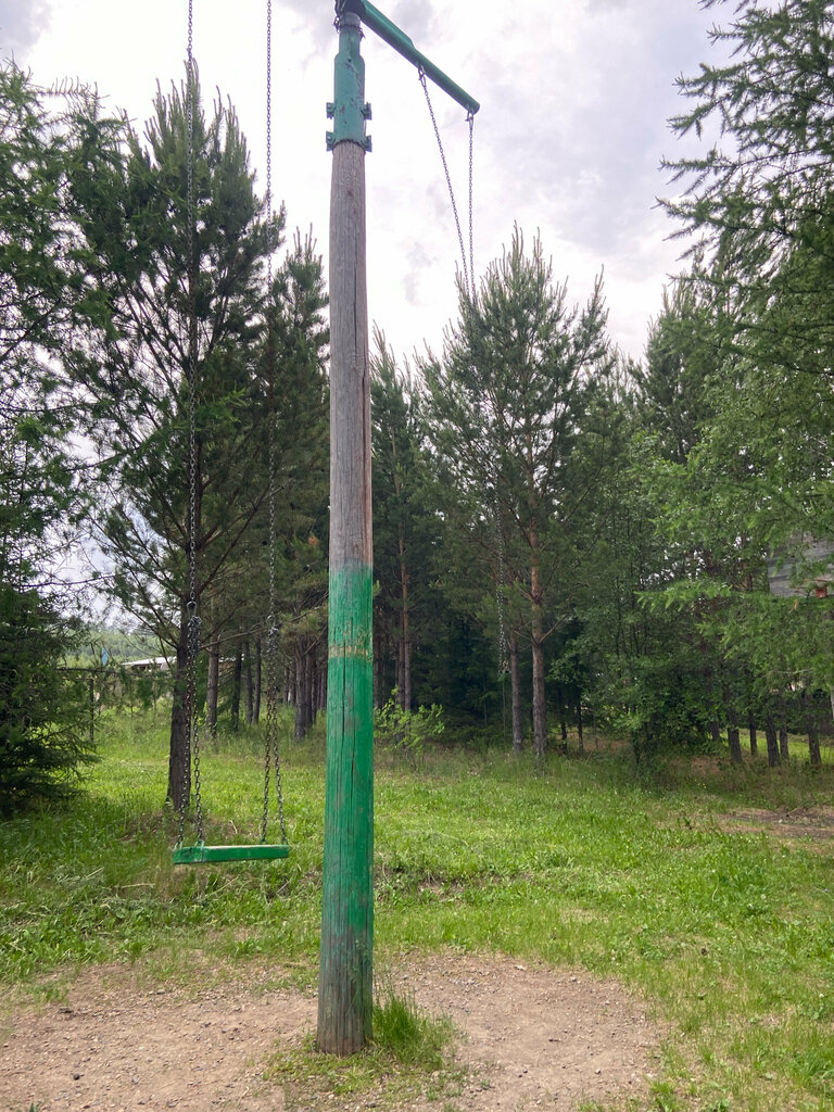 Oyun alanı Playground, Krasnoyarski krayı, foto