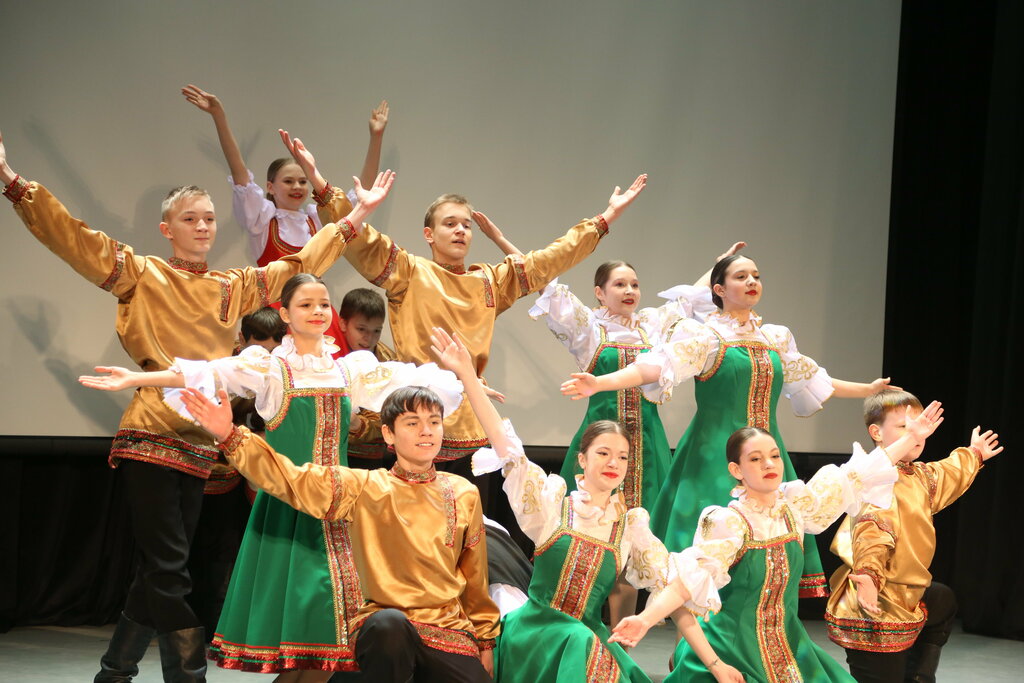 Konser salonları ДШИ № 2, концертный зал, Nadym, foto