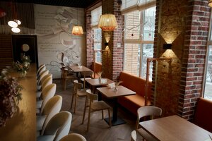 Культура Тут (Kashirskoye Highway No:62), kafe  Domodedovo'dan