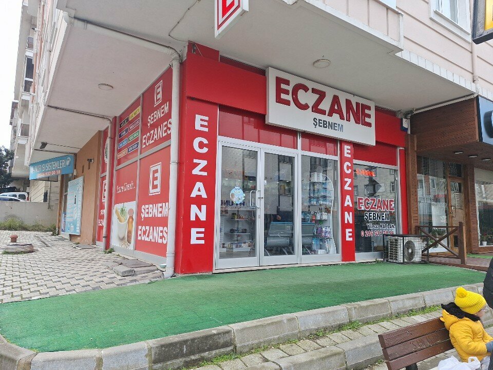 Eczaneler Şebnem Eczanesi, İstanbul, foto