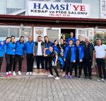 Hamsi Ye (Trabzon, Çarşıbaşı, Büyükdere Mah., Ali Osman Aksoy Cad., 3A), restoran  Çarşıbaşı'ndan
