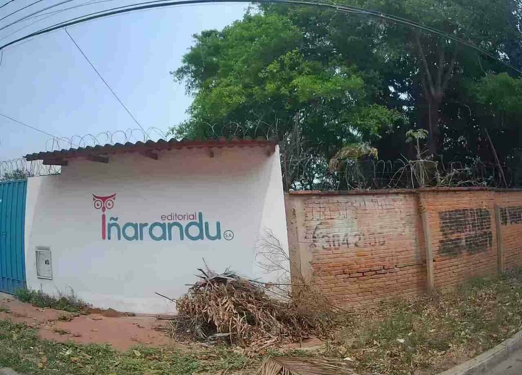 Yayınevleri, yayıncılar Editorial Iñarandu S. A., Santa‑Krus, foto