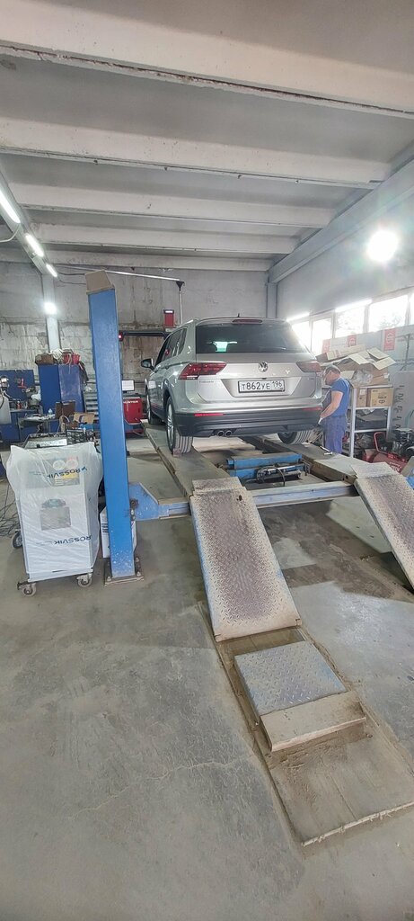 Otomobil servisi Autoservice № 1, Yekaterinburg, foto