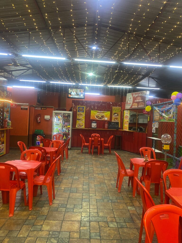 Restoran Plaza de comidas la zona stop, Cochabamba, foto