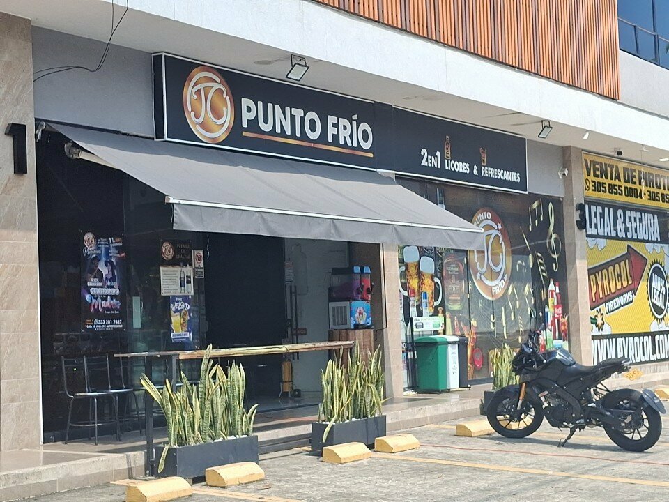 Alkollü içecekler Punto Frio, Cali, foto