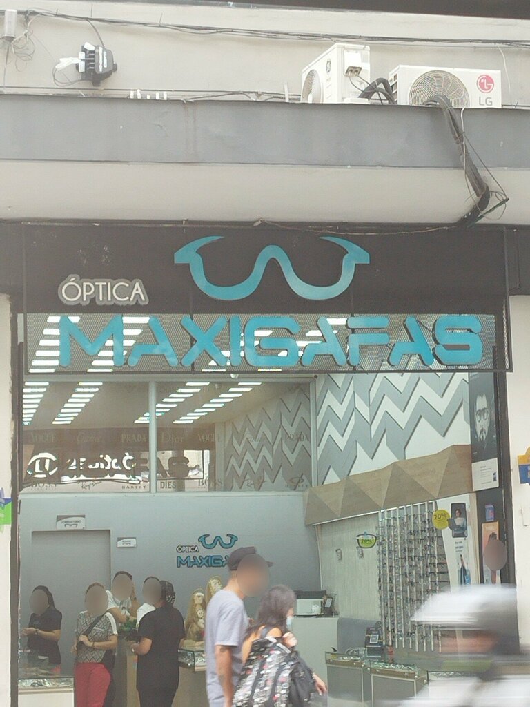 Özel muayenehaneler Optica Maxigafas, Medellin, foto