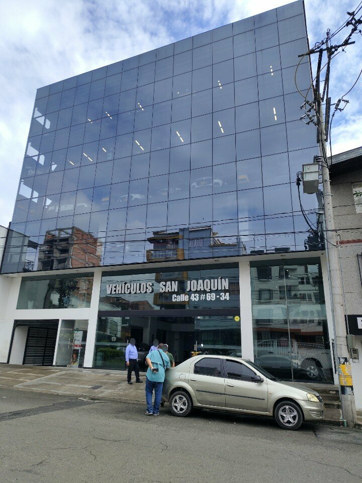 Otomobil satış galerileri Vehiculos san joaquin, Medellin, foto