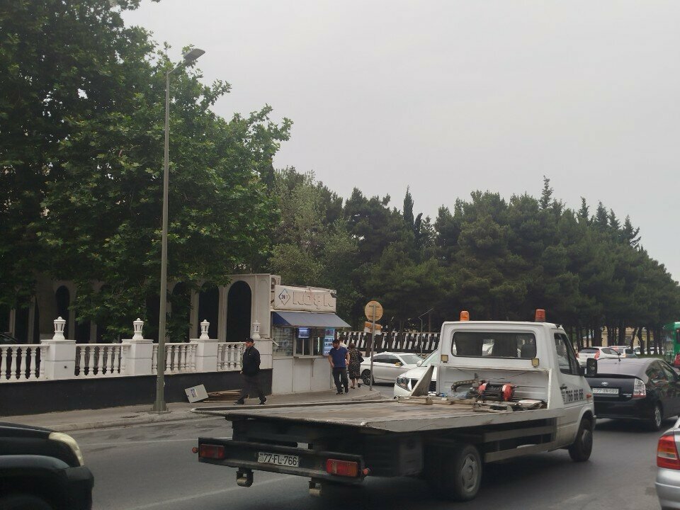 Gazete bayi Kosk, Bakü, foto