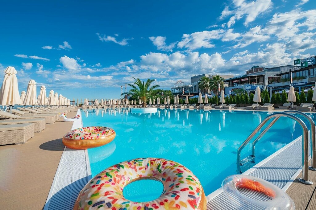 Havuz ve su parkı inşaatı ve ekipmanları Runwill Pools, Perm, foto